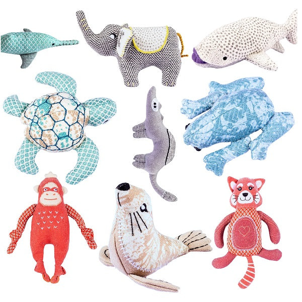 PetLove - Resploot Cuddlers Dog Toy - Yellow Eye Penguin| NRG Pet Supplies